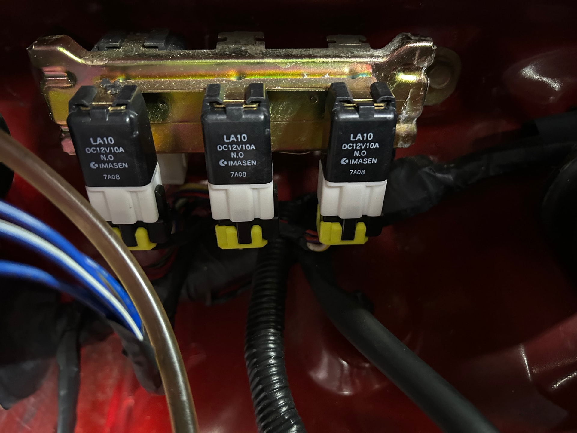 Which type Headlight motor relays do I need? - Electrics & ICE - MX-5 ...